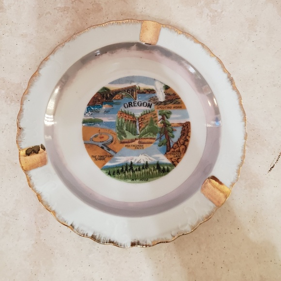 Vintage | Accents | Vintage Map Of Oregon Ashtray Made In Japan | Poshmark